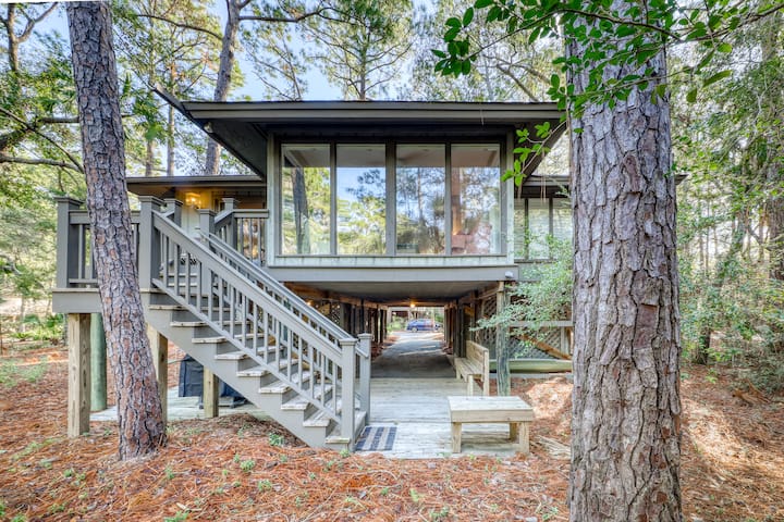 Cottage W/ Golf, Shared Pool, Beach & Inlet Views - Kiawah Island, SC