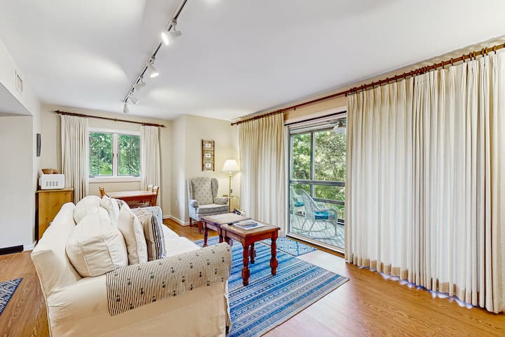 First Floor Villa With Lagoon Views Within Walking - Kiawah Island, SC