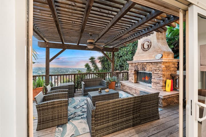 30+ Stay! Family Getaway Great Location, Mins2sand - Ventura, CA