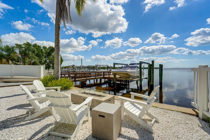 Gulf Coast Luxury! Quiet Home 4 Mi To Sponge Docks - Tarpon Springs, FL