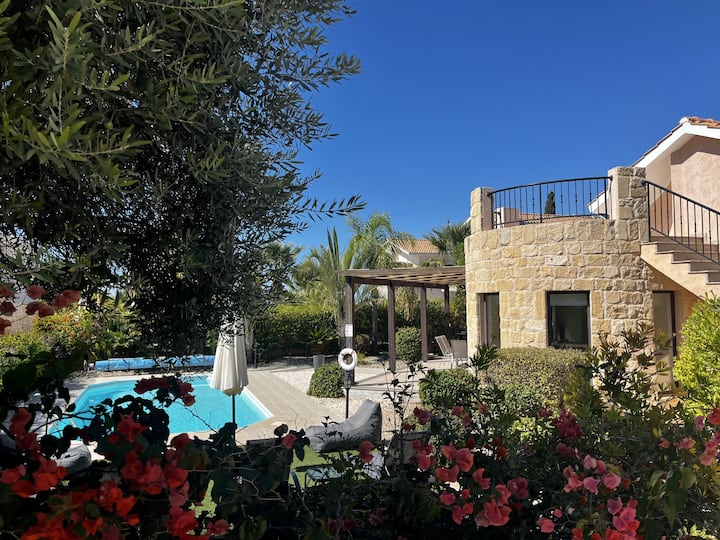 Stay: Athena Villa|3br|quiet Location|pool|terrace - Куклиа