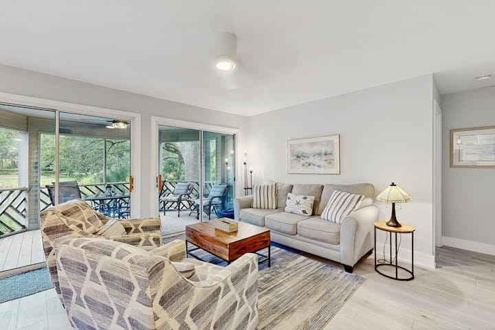 Lagoon-view Villa W/ Quick Beach Access & Deck - Kiawah Island, SC