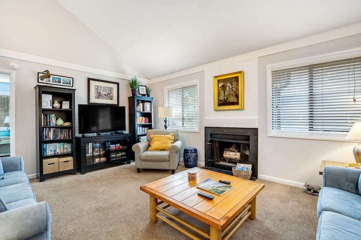 Dog-friendly Home W/ Woodland Views & Near Beach - Kiawah Island, SC