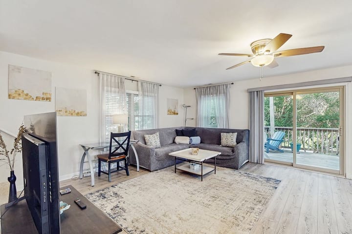 Dog-friendly Ocean View Home With Private Patio - エメラルド・アイル, NC