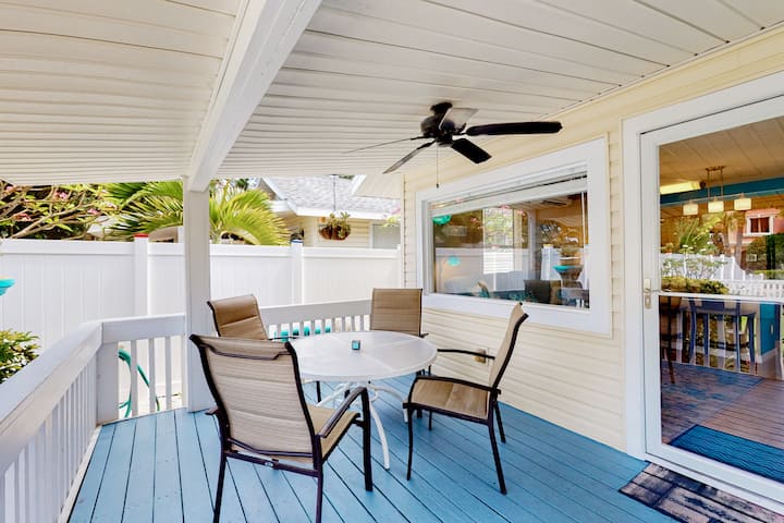 3 Cozy Cottages With Kitchens, Ac & Shared Yard - St. 피트 비치
