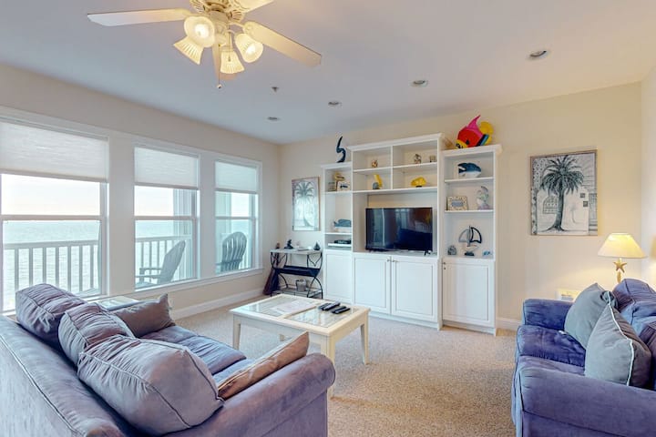Charming Beach Condo With Sound Views And Wifi - Emerald Isle, NC