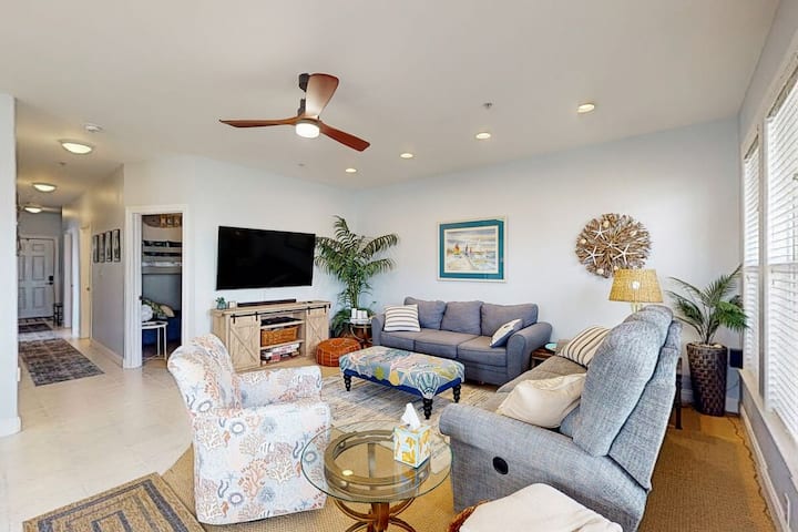 2br Sound-view Condo W/pool, Hot Tub, Dock, Kayaks - Salter Path, NC