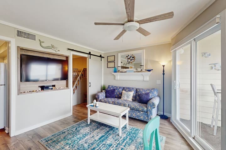 Wonderful 1br 3rd-floor | Hot Tub | Pool - Beaufort