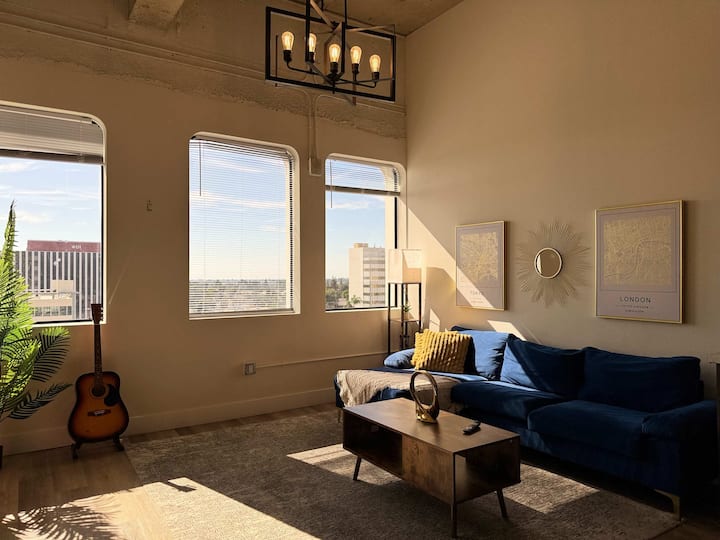 Radiant New York-style 10 Min To Sna & Disneyland - Irvine, CA