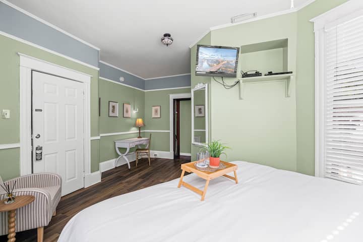 Fern Room | Team Joseph Ellen - St. Augustine, FL