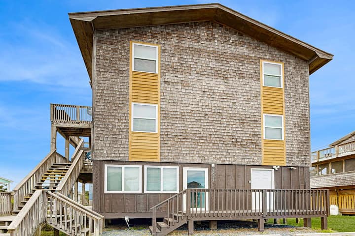 Charming 2br Dog Friendly | Balcony - Avon, NC