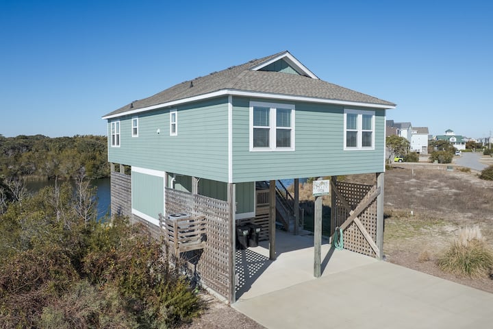 7726 - A World Away - Outer Banks, NC