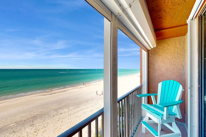 3rd-floor Oceanfront Condo W/ Pool & Ocean Views - Treasure Island, FL
