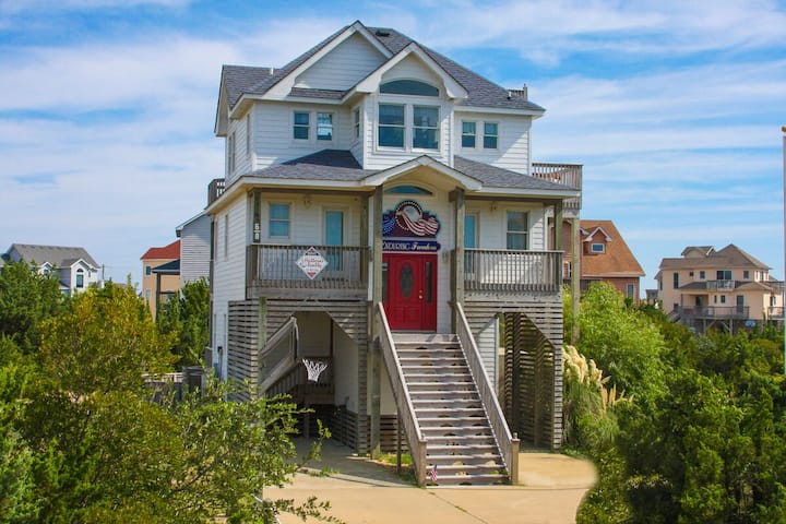 Walk To Beach 4br Dog Friendly | Private Pool - Avon, NC