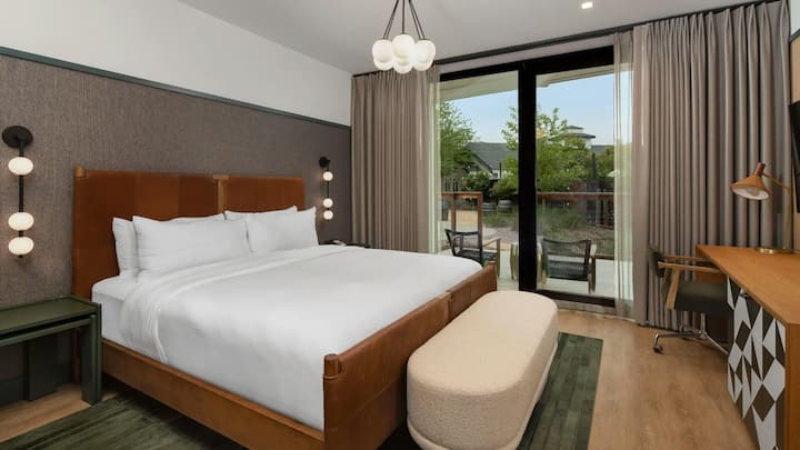 Spa Is A Nod To Local 1880s Bathhouses - Calistoga, CA