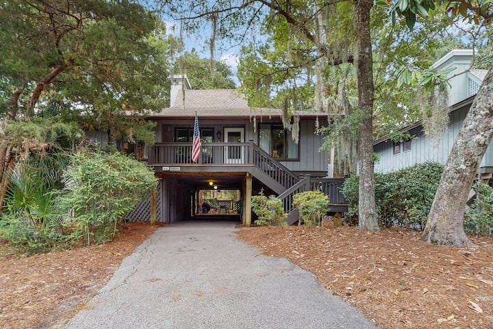 Scenic-view Cottage W/ Sunroom, Pool & Near Beach - Kiawah Island, SC