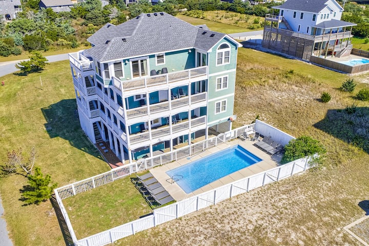 Stately 7br Soundview Dog Friendly | Private Pool - Outer Banks, NC