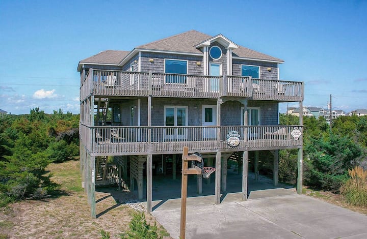 Ocean-view 6br- Hot Tub, Fireplace&amp Pool Access - Outer Banks, NC