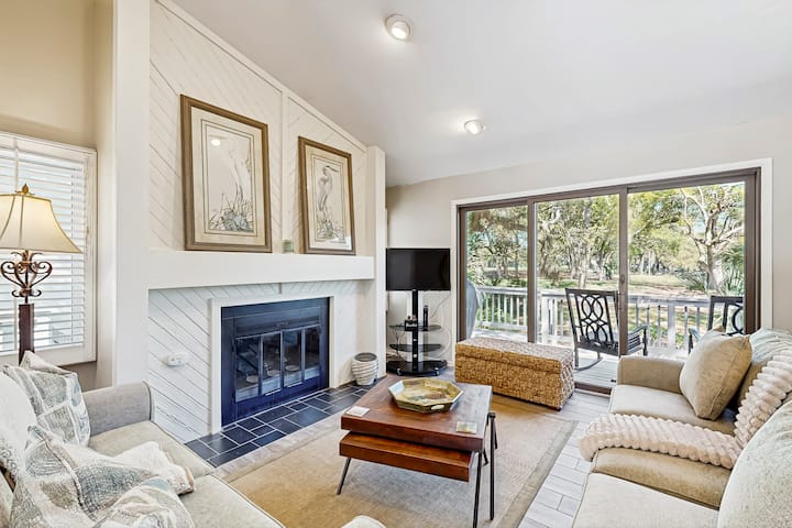 Golf Course Home W/ Deck, Porch & Lagoon View - Kiawah Island, SC