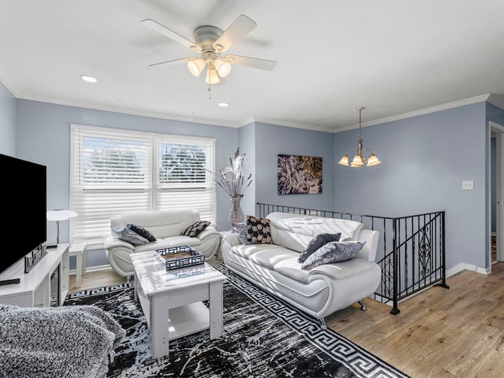 Olathe Duplex By Ydsh Guestmind - Shadow Lake, Olathe