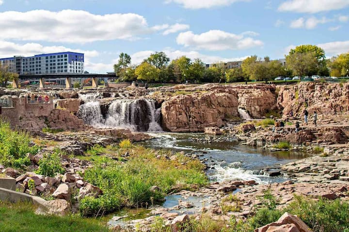 Family-friendly Room Near Great Bear Ski Area - Sioux Falls, SD