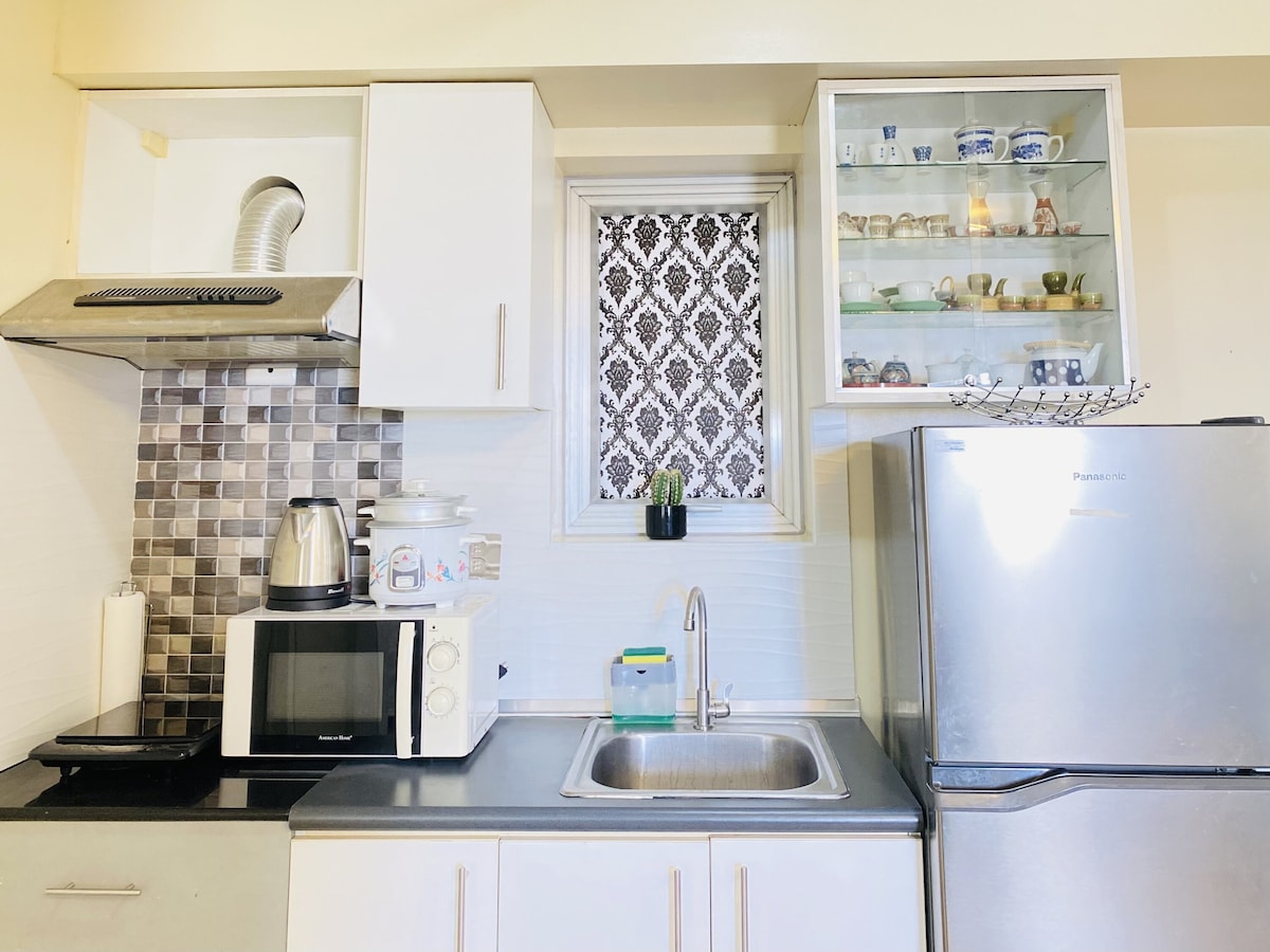 |Charming 1BR Condo with Pool Access| - Apartments for Rent in Iloilo ...