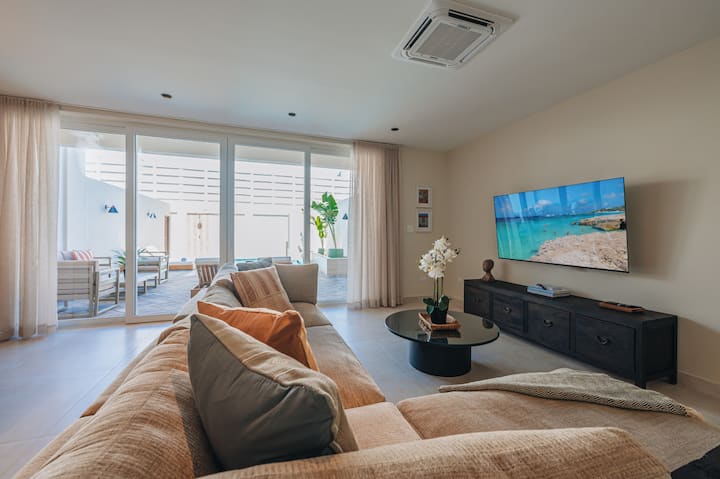New 8br Villa Pool •1-min Walk To Beach By Bocobay - Aruba