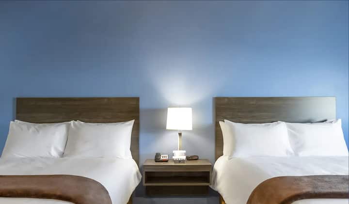 Ideal Hotel Near Turtle Bay & Redding Hotspots - Redding, CA