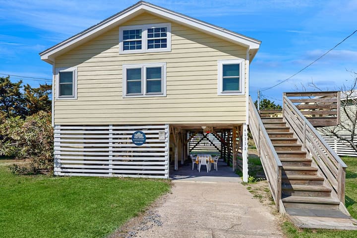 Attractive 3br Oceanfront | Balcony | Pool - Avon, NC