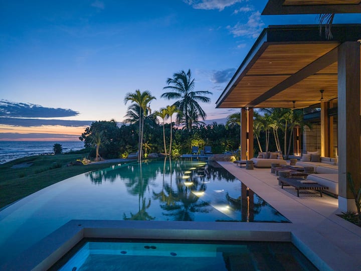 Sky-high Luxury: Panoramic Views & Full Staff - Punta Mita