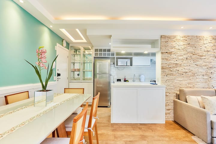 V061a - O Requinte E Bom Gosto Que Abraça Você - Curitiba