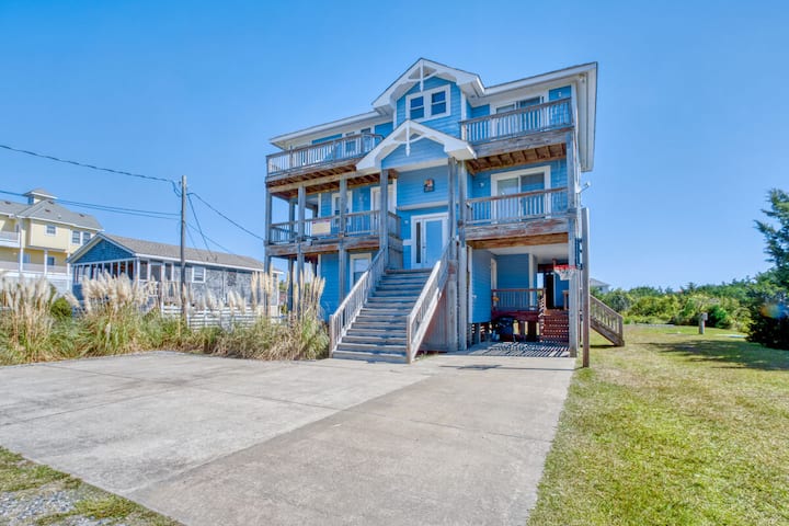 Spacious, Dog Friendly, Oceanside Home W/elevator - Outer Banks, NC