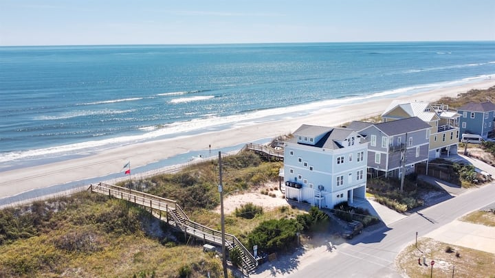 New Oceanfront Home | Private Beach Access - Hampstead, NC