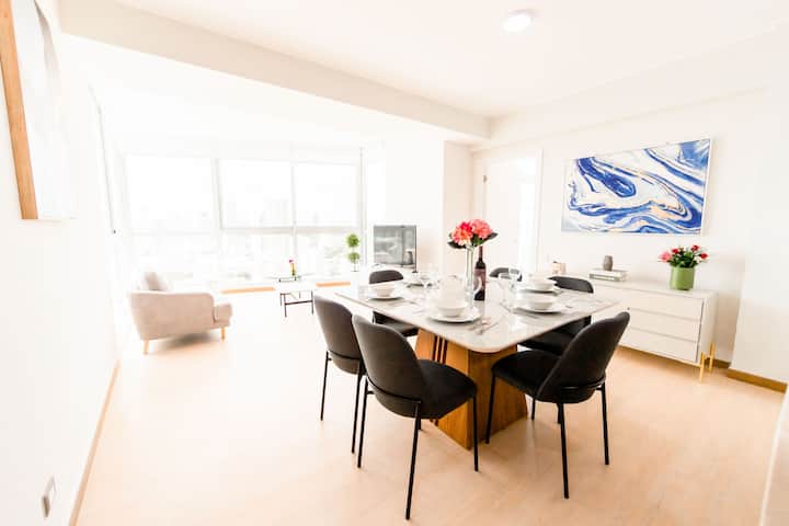 Luxury 3br With Balcony, Parking And City View - Panama City