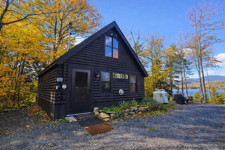 Cliff House* Lake View*atv* Snowmobile Access - Greenville, ME