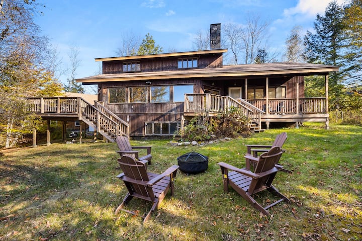 Classic 5-br Vermont Ski Home | 5 Min To Okemo - Ludlow, VT