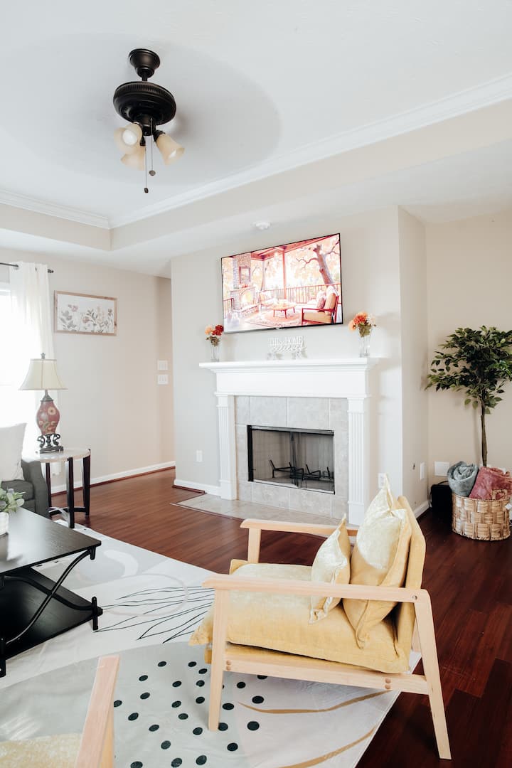 Stylish 3br Escape | Close To Downtown Prattville - Millbrook, AL