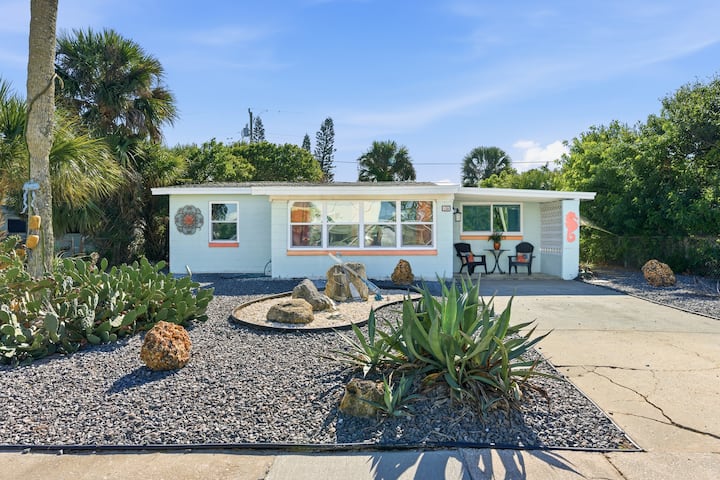 Walk 2 Beach | Corporate | Families | Pets Ok - Ormond Beach, FL