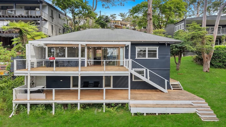 Arden Retreat| Pet Friendly, Wifi| Accom Holidays - Terrigal