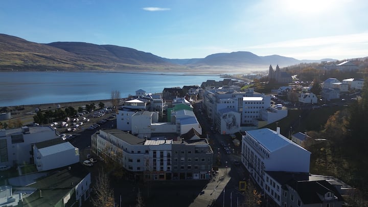 Penthouse Apartment In Downtown Akureyri - Islande