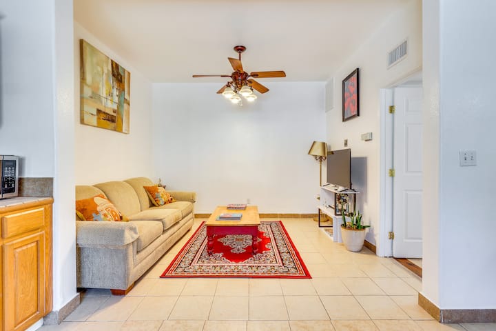 4 Mi To Lake Elsinore: Pet-friendly Adventure Base - Canyon Lake, CA