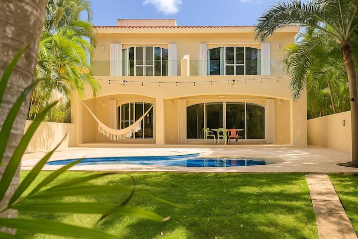 Family Villa • Private Pool • Walk To Beach - Puerto Aventuras