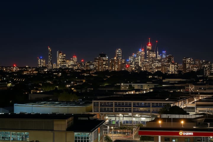 Sydney Skyline Penthouse | 2 Parking, City Views C - Sidney, Avustralya