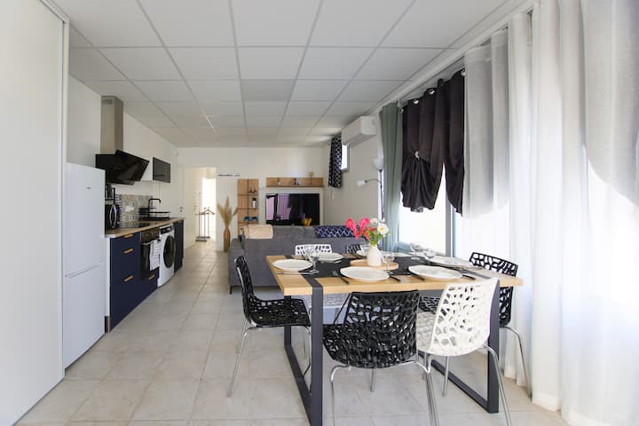 Logis De La Trinité - Appt Climatisé - Parc Oriental de Maulevrier