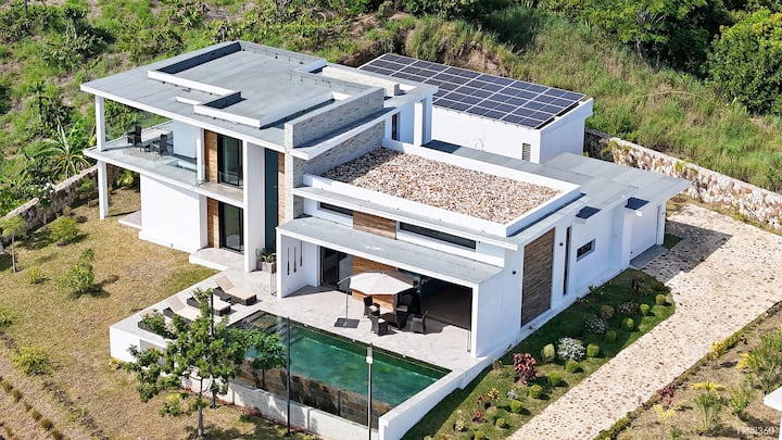 La Villa Sambirano - Passot Hills - Madagascar