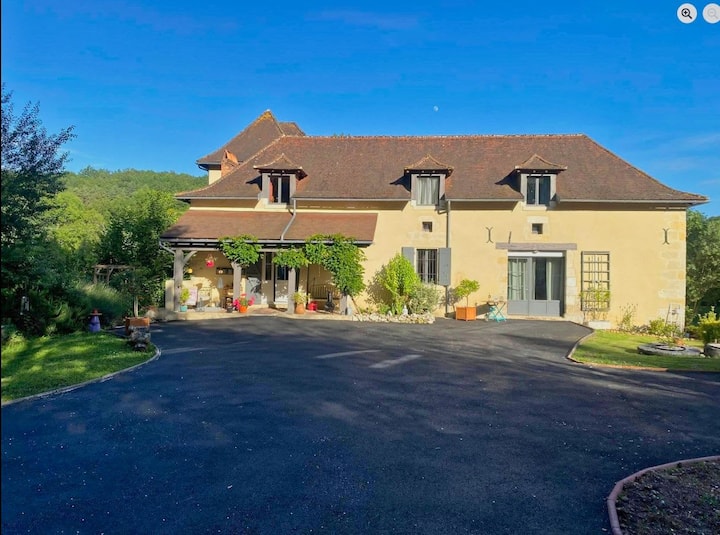 Maison De Campagne Climatisée Avec Piscine Privé - Dordogne