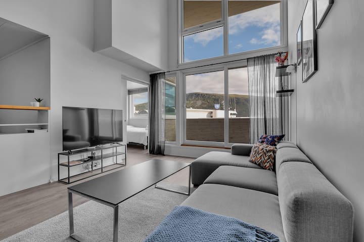 Central Apartment With Seaview, Tromsø - Tromsø