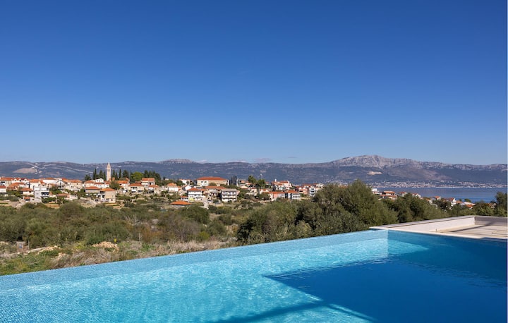 Beautiful Home In Slatine - Trogir