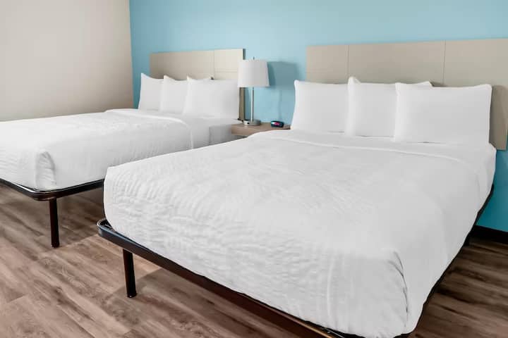 4 Rooms Near Zoo & Museums Ideal For Guests - Greer, SC