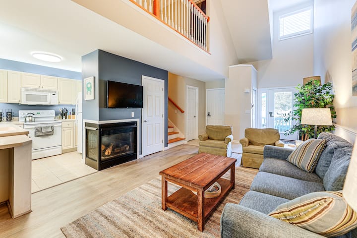 2 Mi To Bethany Beach Boardwalk! Townhome W/ Pool - Bethany Beach, DE